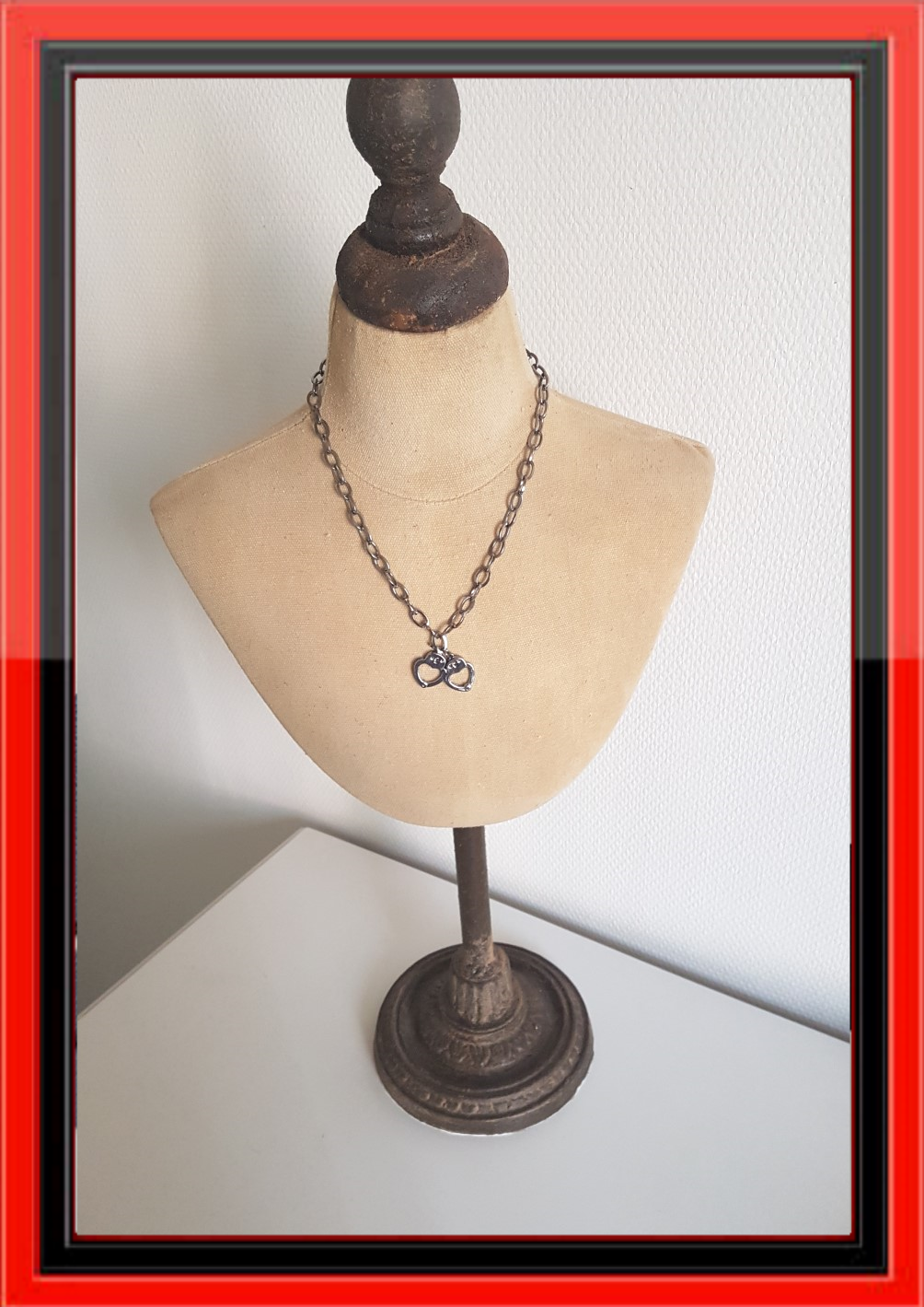 Zwarte Hartjes Handboeien ketting Stainless Steel :: Bdsm sieraden sanny